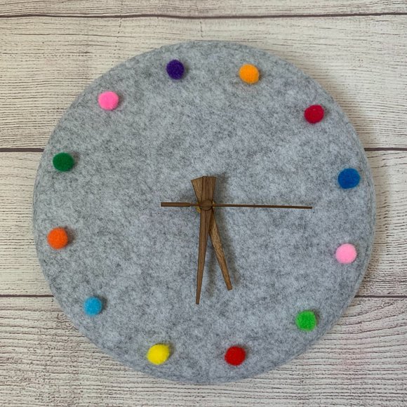 Clock & Cloth | Wall Decor | Felt Wall Clock With Natural Wood Hands D ...